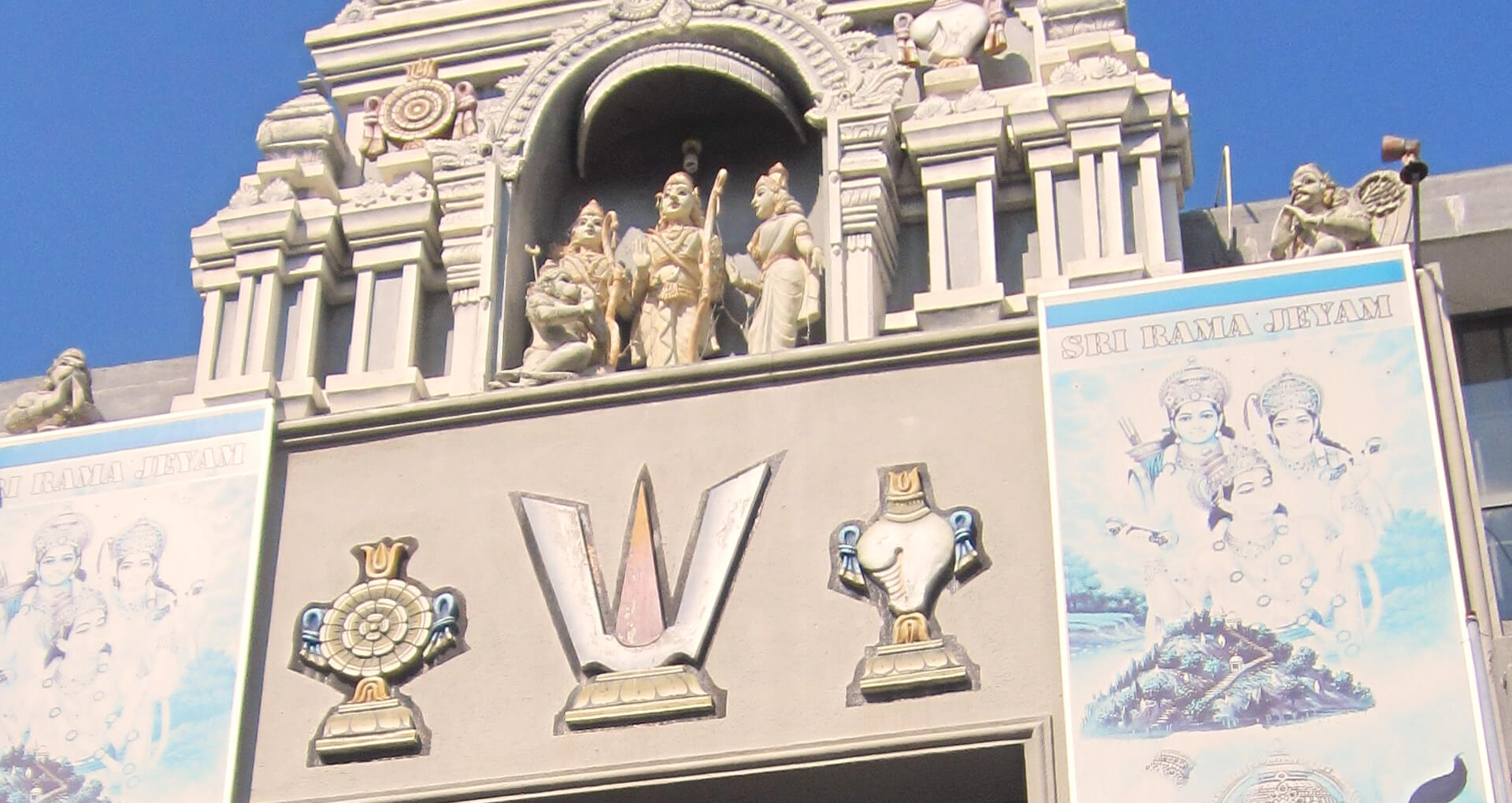 Discover the Sacred Panchamuga Anjaneyar Temple Colombo